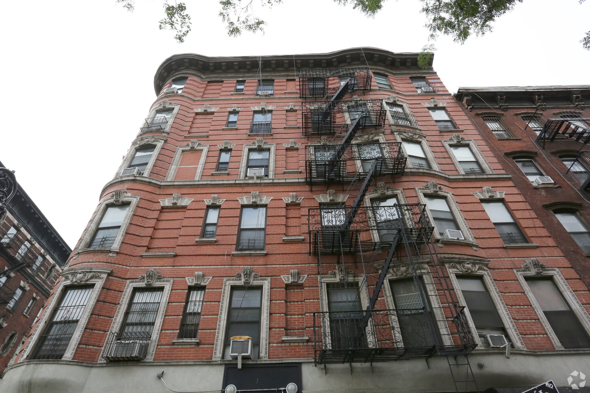 129 Rivington St, New York, NY 10002 - Retail for Lease | LoopNet