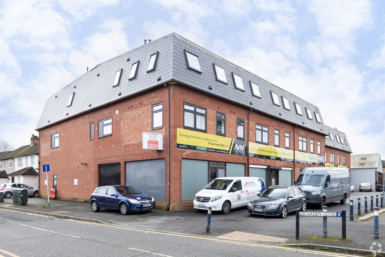 244-256 Station Rd, Addlestone, KT15 2PS - Retail for Lease | LoopNet