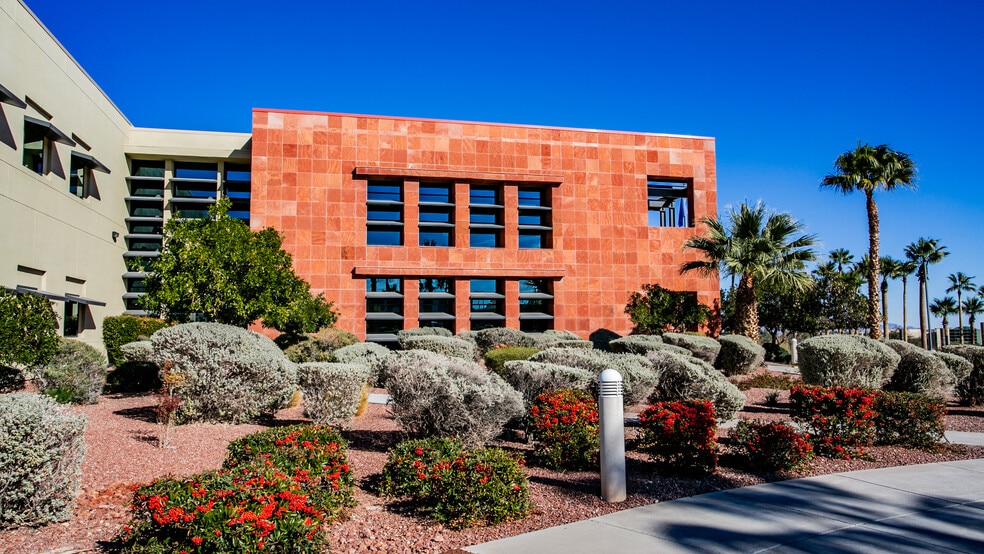 1111 N Town Center Dr, Las Vegas, NV 89144 - 1111 N. Town Center Dr. | LoopNet