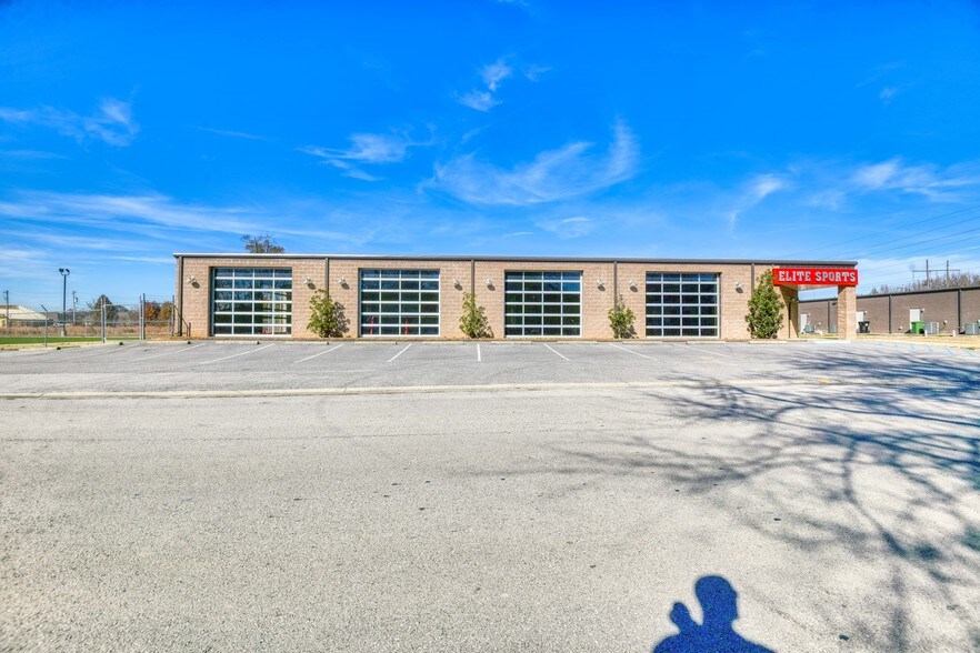 2411D Rosedale St, Muscle Shoals, AL 35661 | LoopNet