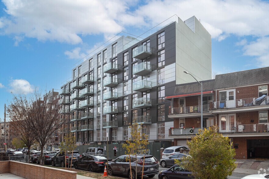 65-18 Austin St, Rego Park, NY 11374 | LoopNet