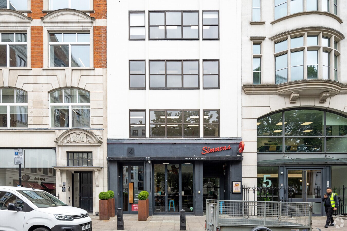 4 Golden Sq, London, W1F 9HT - Office for Lease | LoopNet