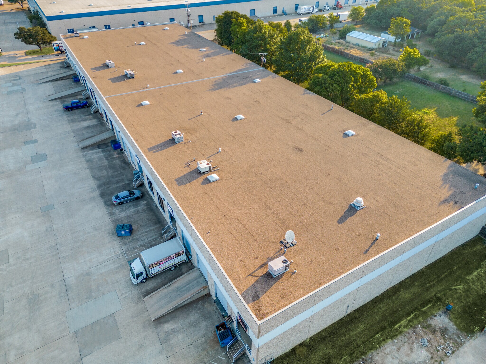 1922-1938 N Great Southwest Pky, Grand Prairie, TX 75050 - Industrial for Lease | LoopNet