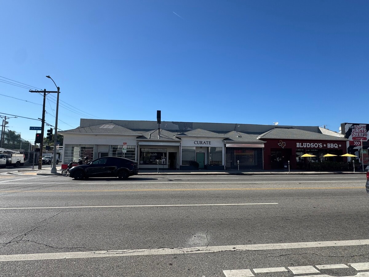 601 N La Brea Ave, Los Angeles, CA 90036 - 601-609 N. La Brea Avenue, The NWC at Clinton | LoopNet