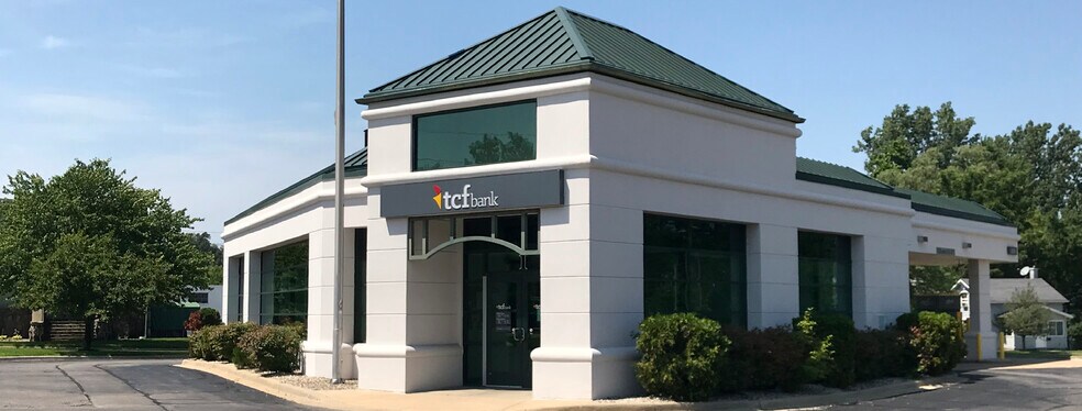 1 W Carleton Rd, Hillsdale, MI 49242 | LoopNet