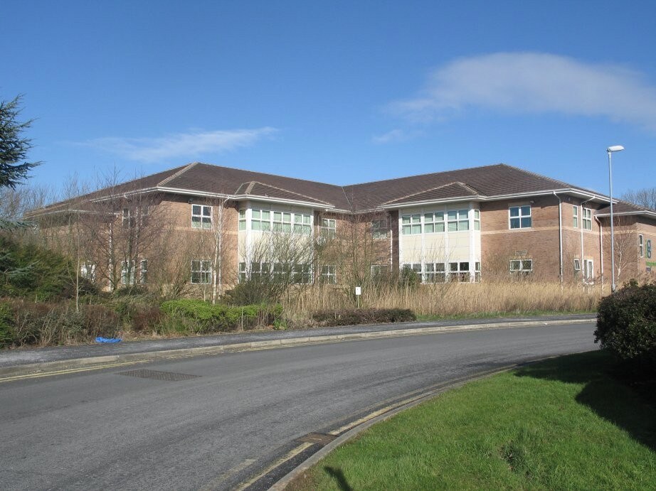 Caxton Rd, Preston, PR2 9NZ | LoopNet