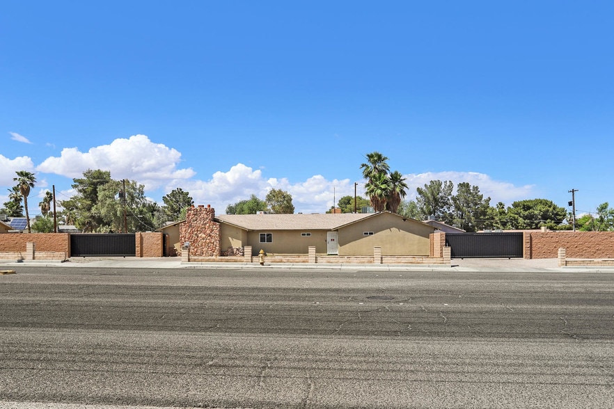 3600 E Russell Rd, Las Vegas, NV 89120 | LoopNet