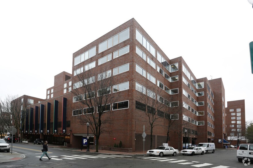 20 University Rd, Cambridge, MA 02138 - Industrious Harvard Square ...