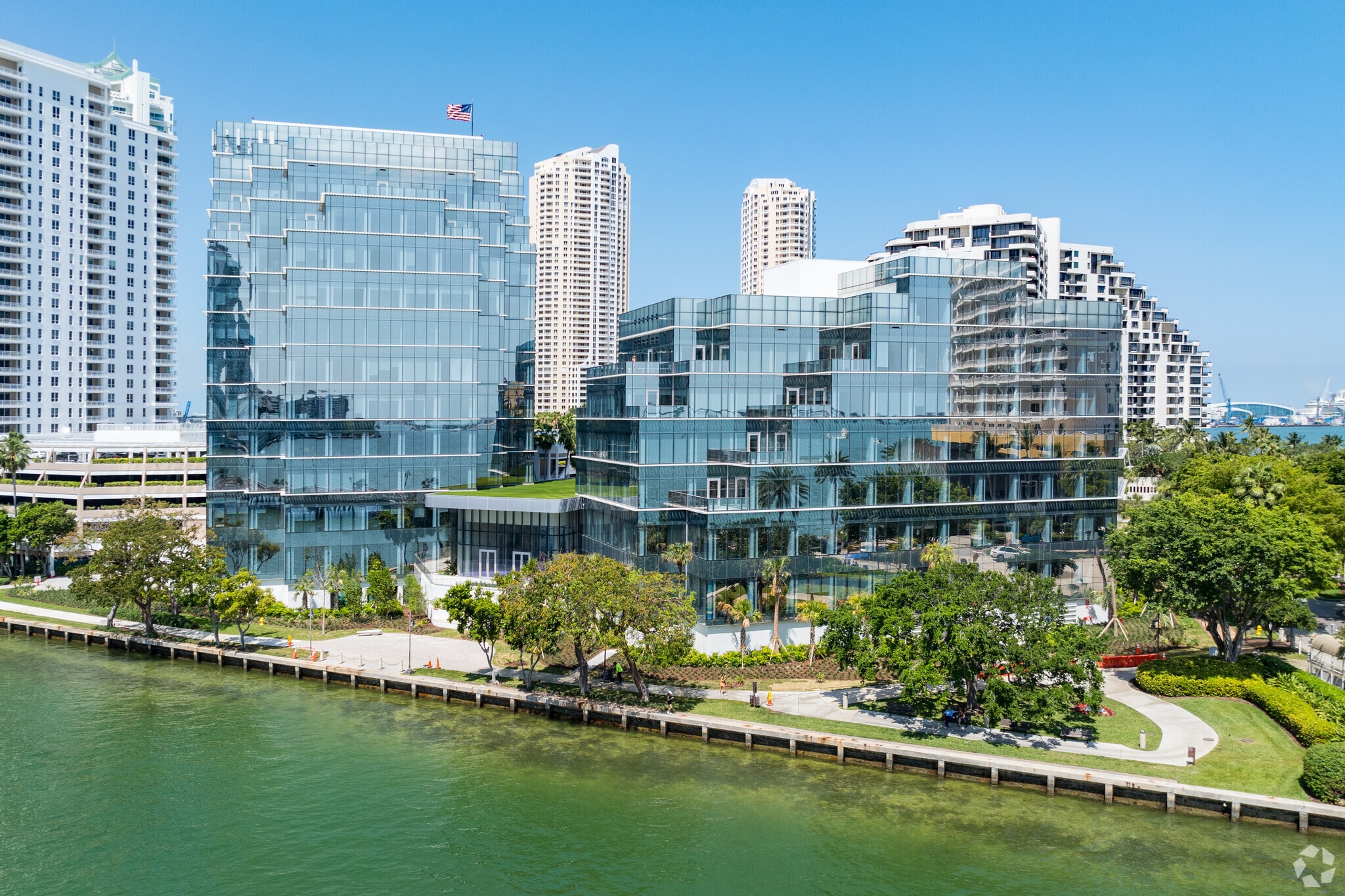 601 Brickell Key Dr, Miami, FL 33131 - Brickell Key Centre | LoopNet