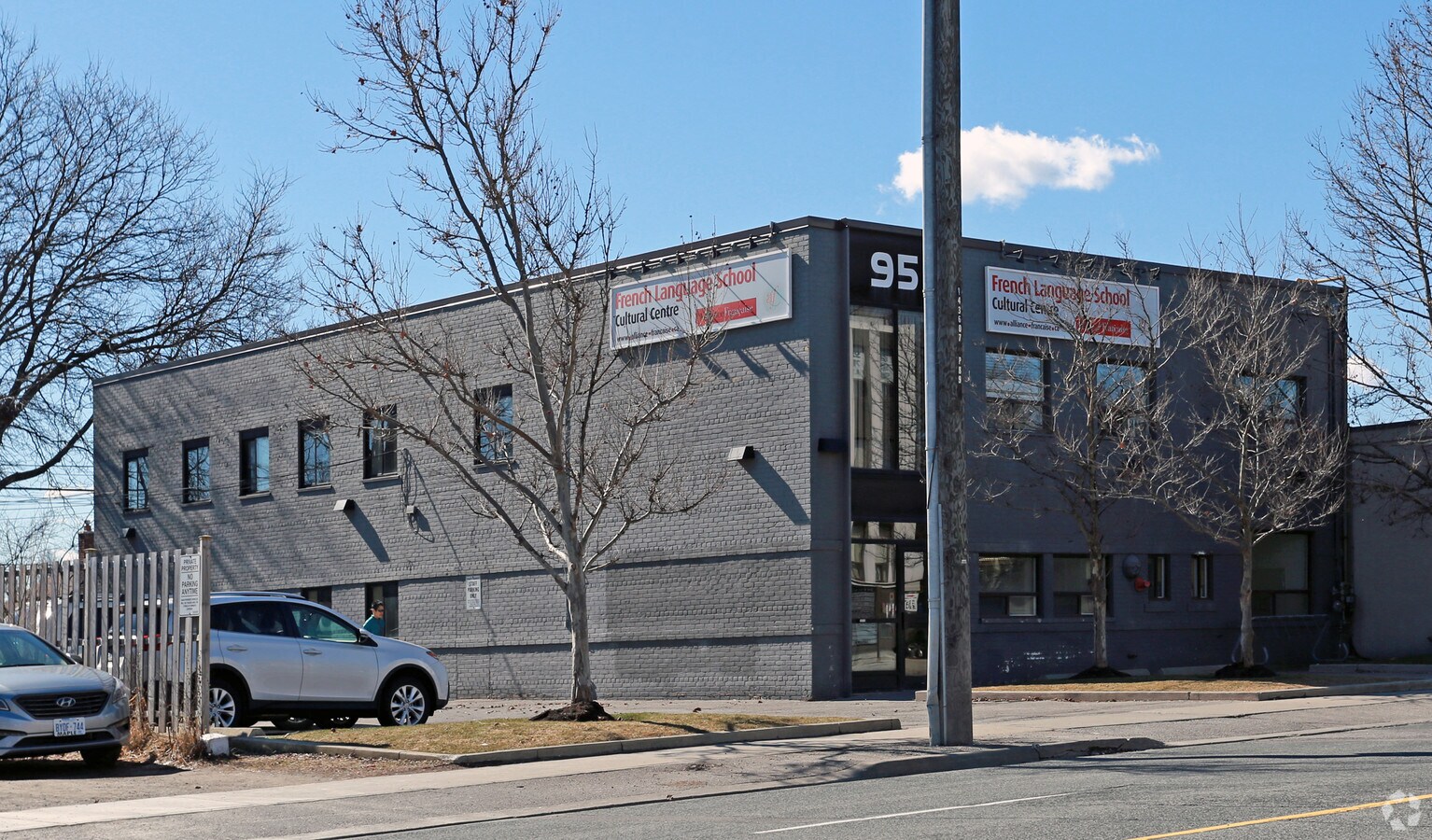 95 Sheppard Ave W, Toronto, ON M2N 1M4 | LoopNet