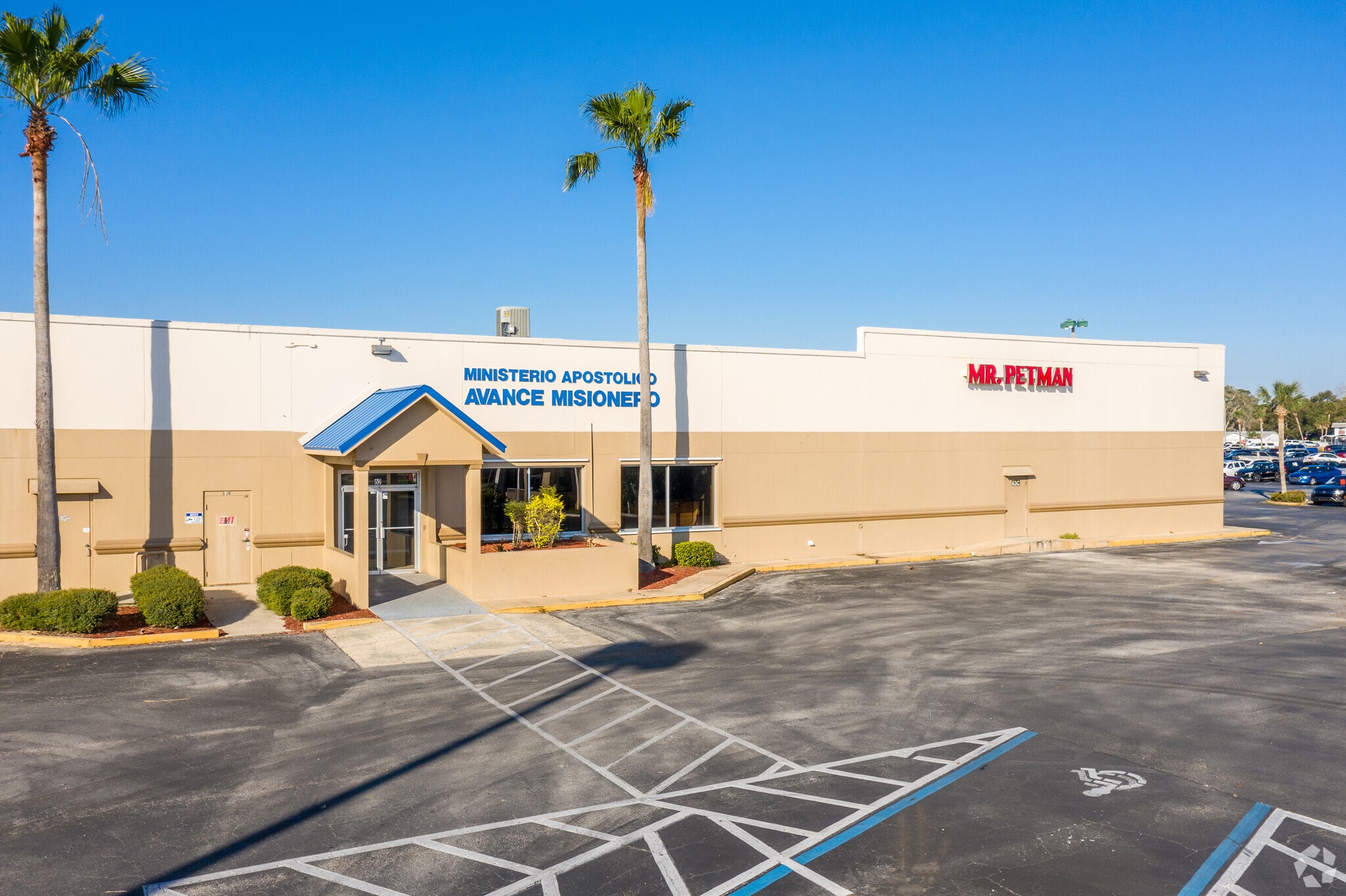 2400 S Ridgewood Ave, South Daytona, FL 32119 - Sunshine Plaza | LoopNet