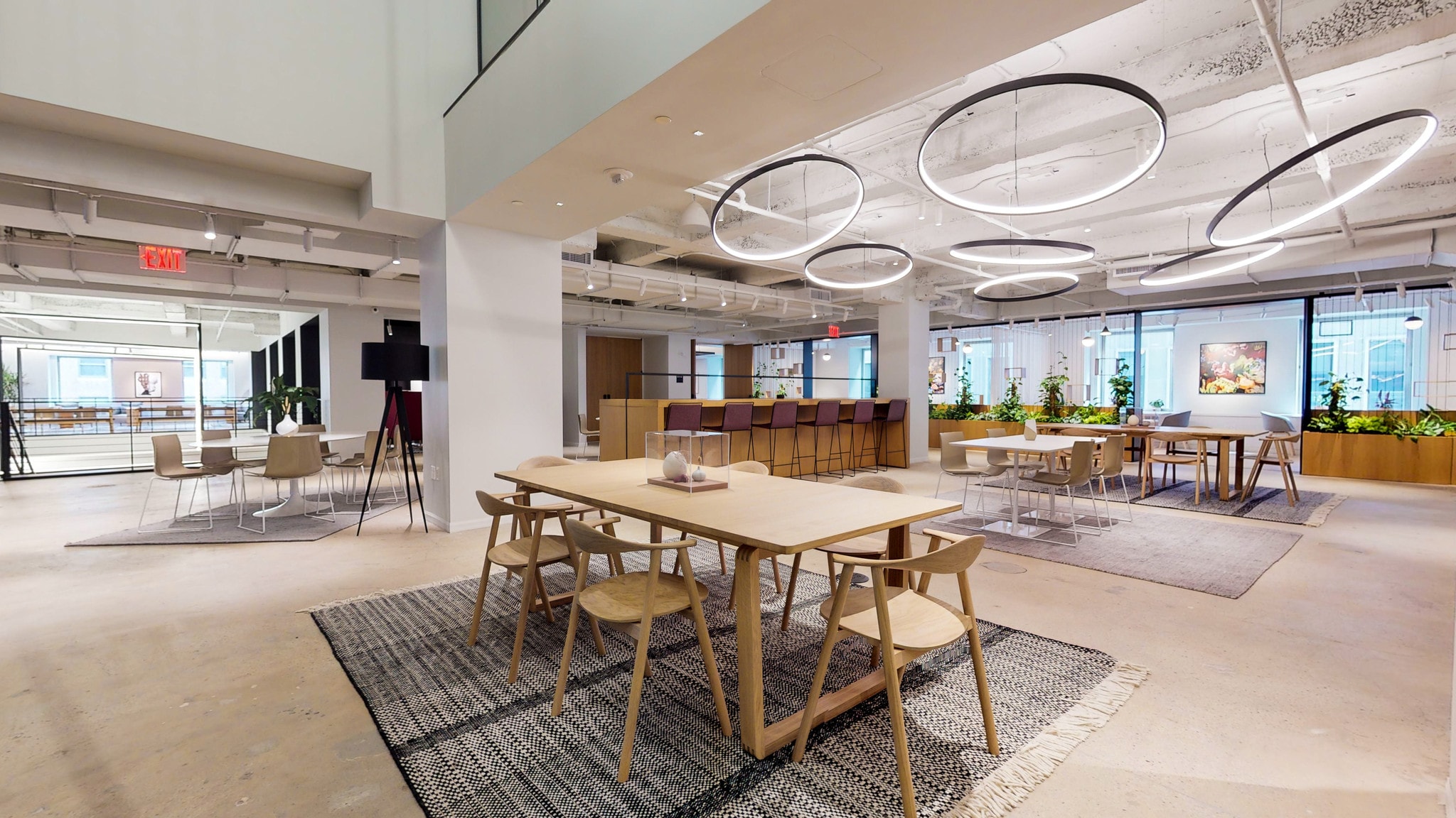 530 Fifth Ave, New York, NY 10036 - Convene 530 Fifth Avenue | LoopNet