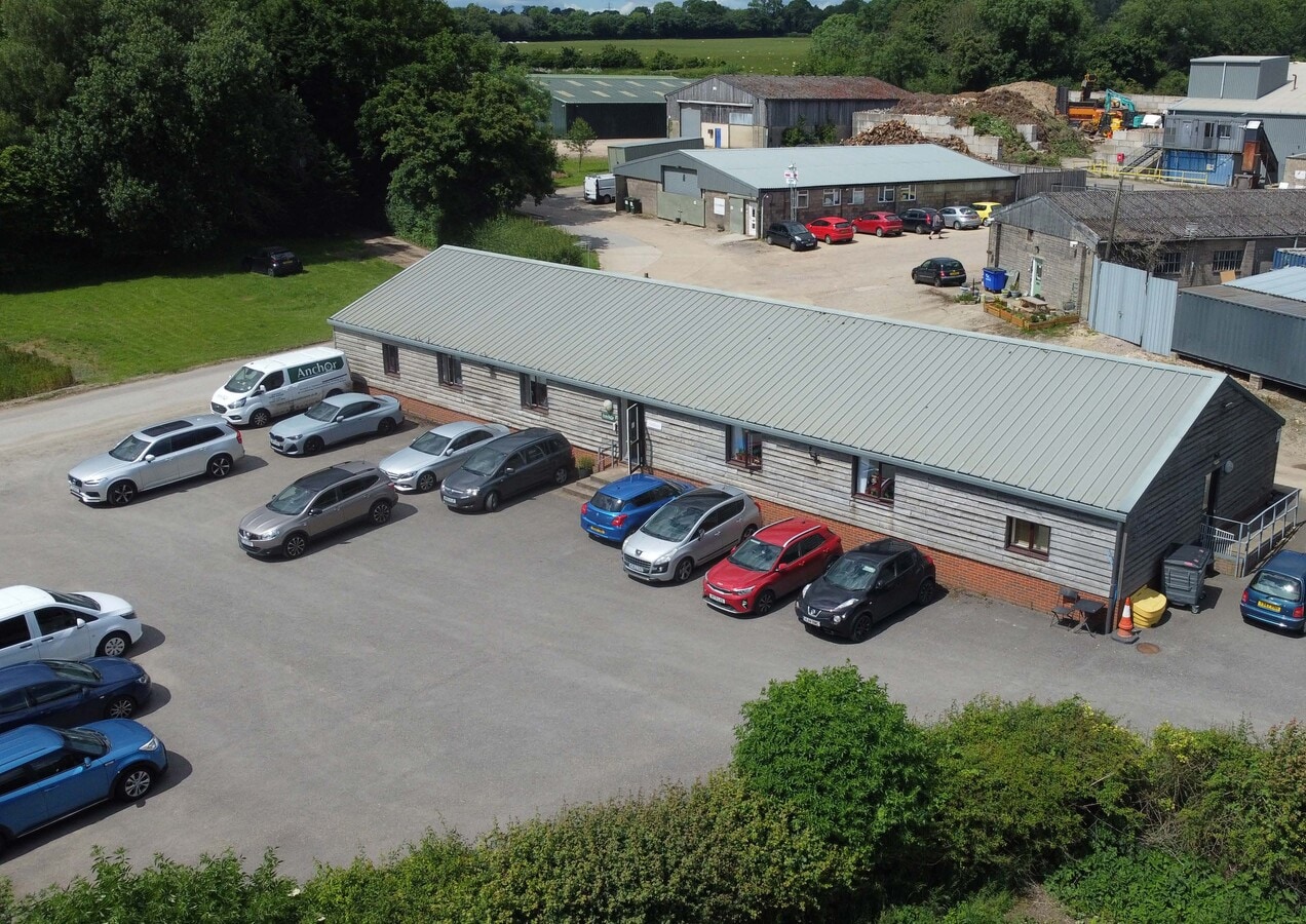 Poles Ln, Winchester, SO21 2DY - Suites 1 & 2 | LoopNet