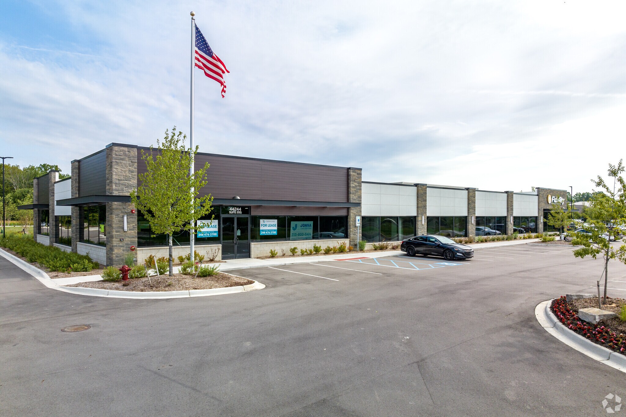 44244-44284 W 12 Mile Rd, Novi, MI 48377 - Fountain View Professional Center | LoopNet