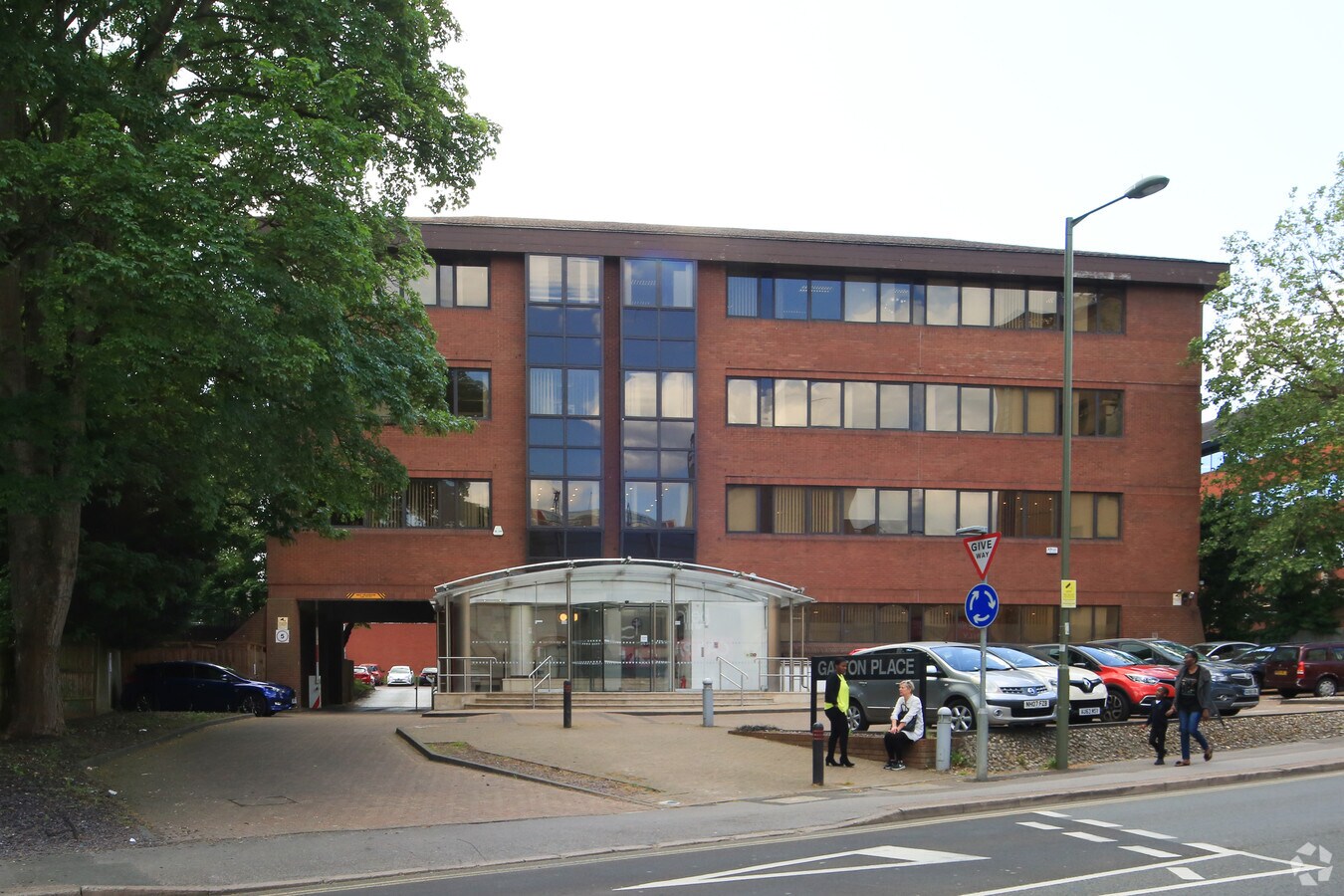 St Matthews Rd, Redhill, SRY RH1 1TA | LoopNet