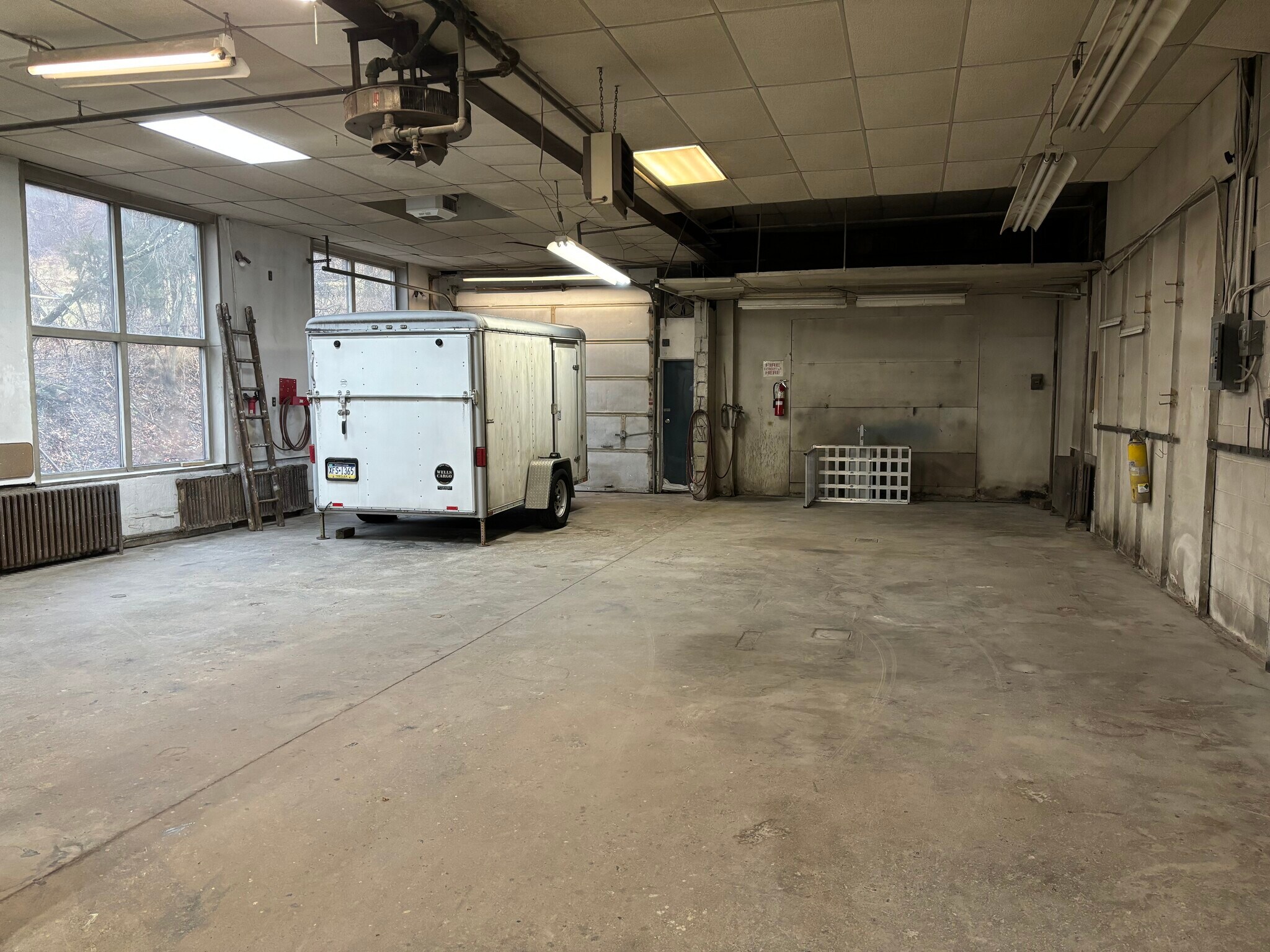 272 Riverview Dr, Walnutport, PA 18088 - 272 RIVERVIEW DRIVE | LoopNet