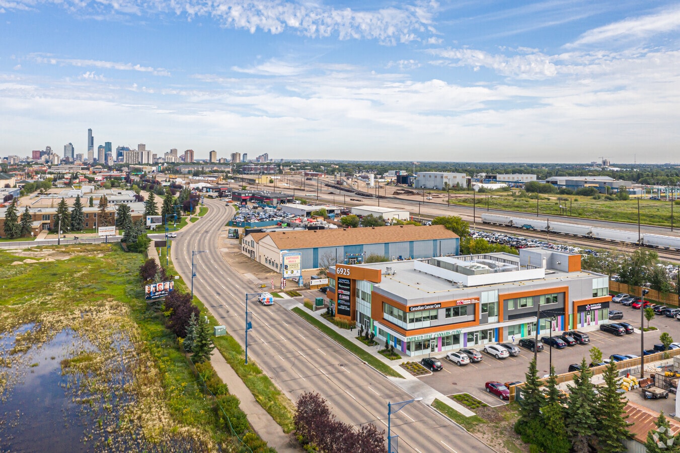 6925 Gateway Blvd, Edmonton, AB T6H 2J1 | LoopNet