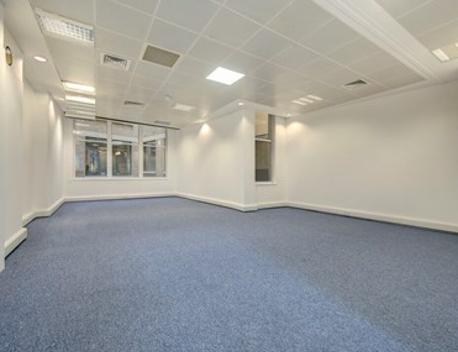 2 Queen Annes Gate Buildings, London, LND SW1H 9BP | LoopNet