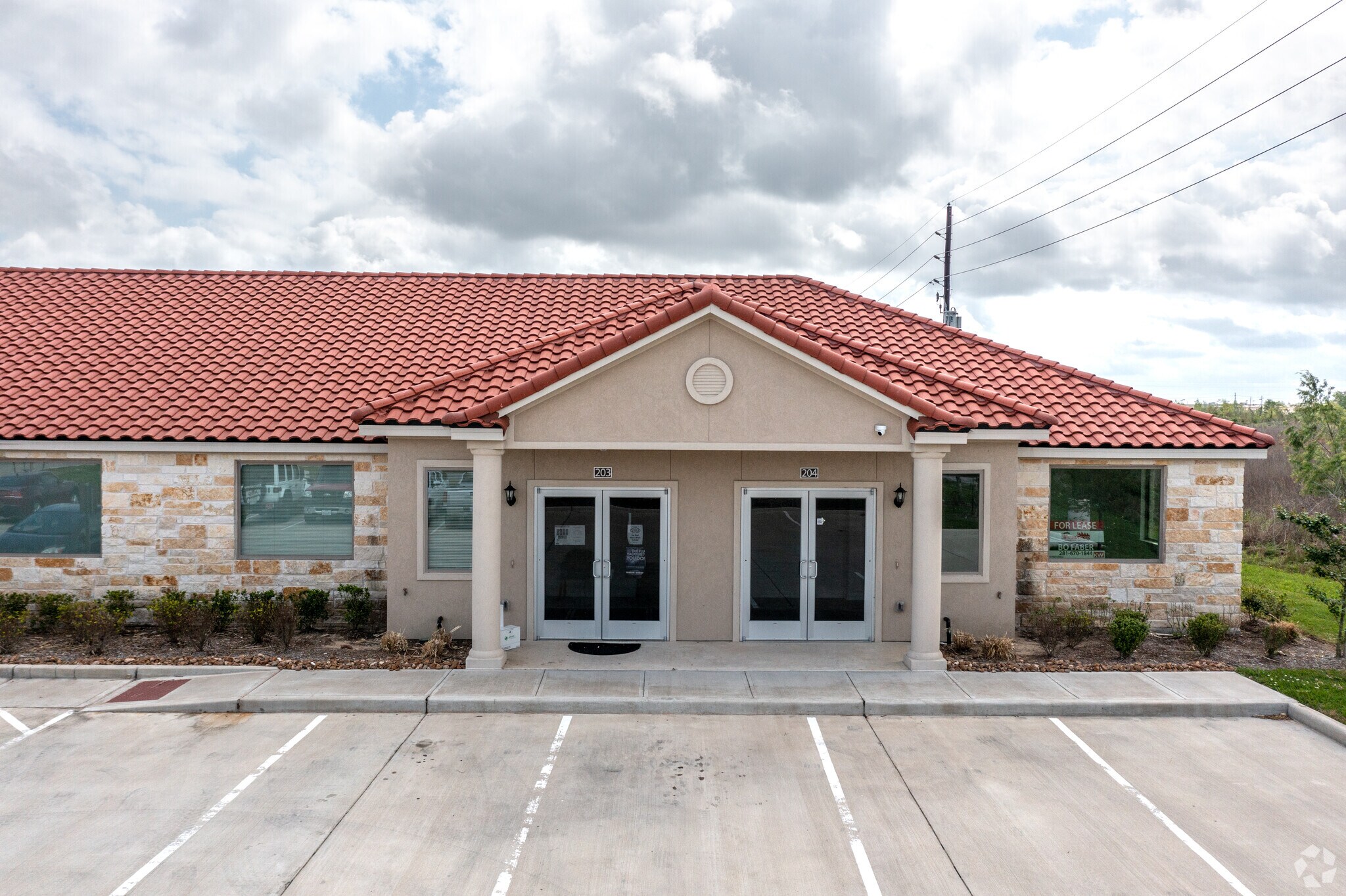 2743 Smith Ranch Rd, Pearland, TX 77584 - Pearland Office Park | LoopNet
