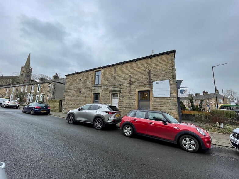 18 Railway View Rd, Clitheroe, BB7 2HE - Office for Lease | LoopNet