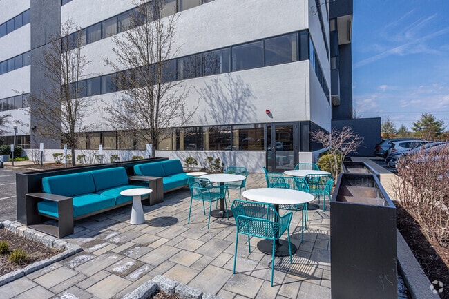 JLL - Boston Commercial Listings & Brokers | LoopNet