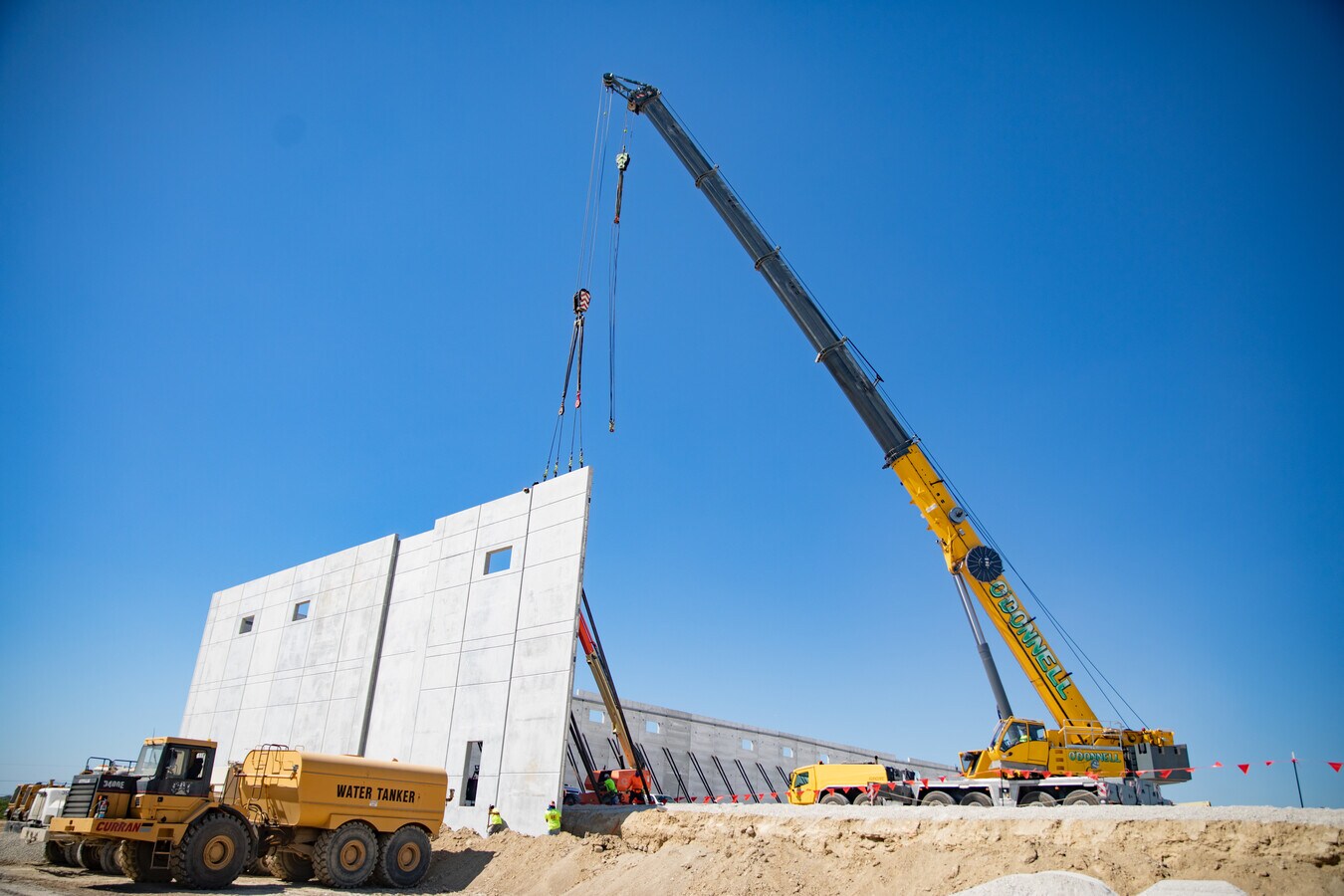 1401 N. Kirk Road, Batavia, IL 60510 - Batavia Logistics Center | LoopNet