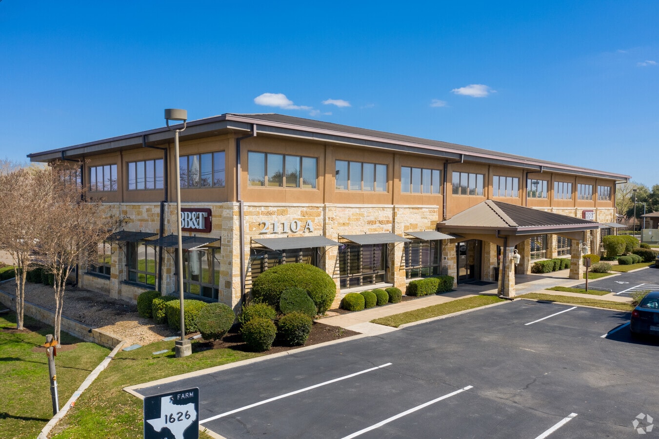 2110 Boca Raton Dr, Austin, TX 78747 | LoopNet