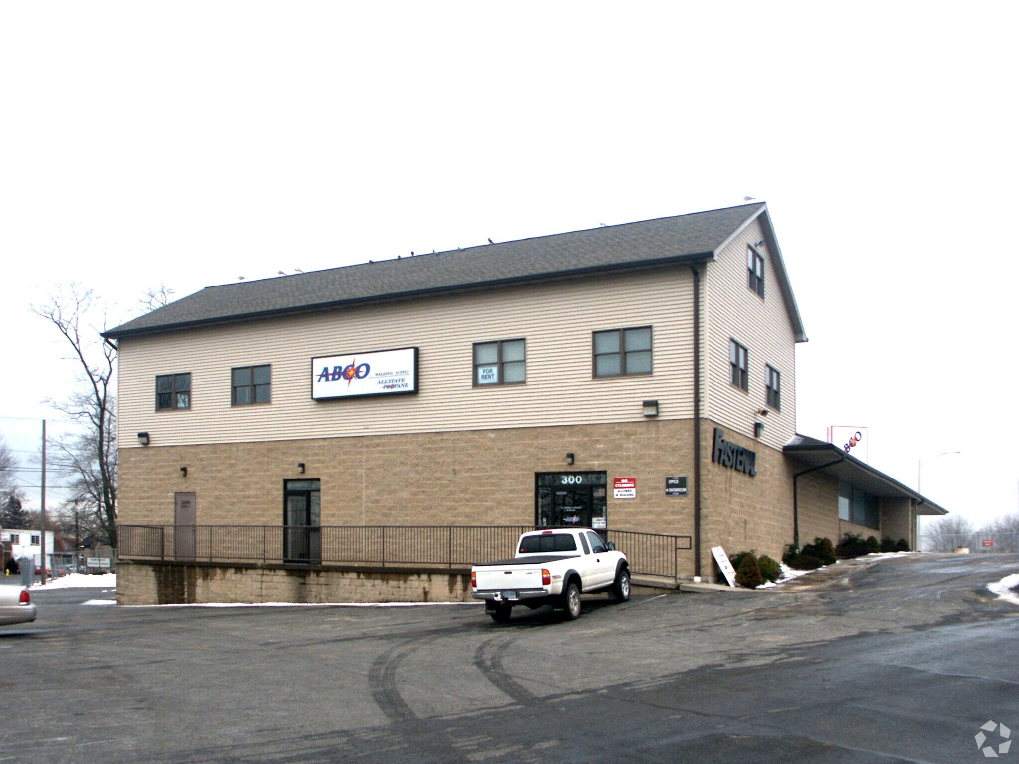 300 Honeyspot Rd, Stratford, CT 06615 | LoopNet