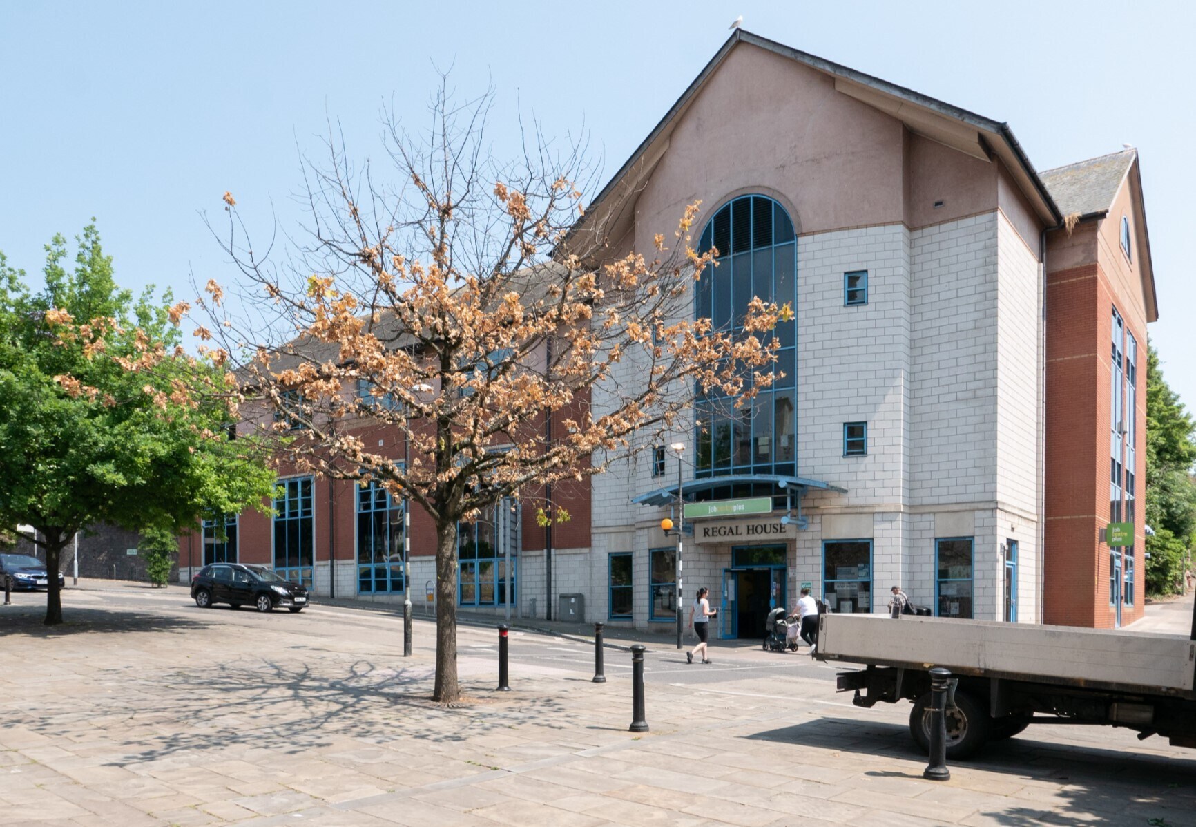 Castle Circus, Torquay, DEV TQ1 3JQ - Regal House | LoopNet