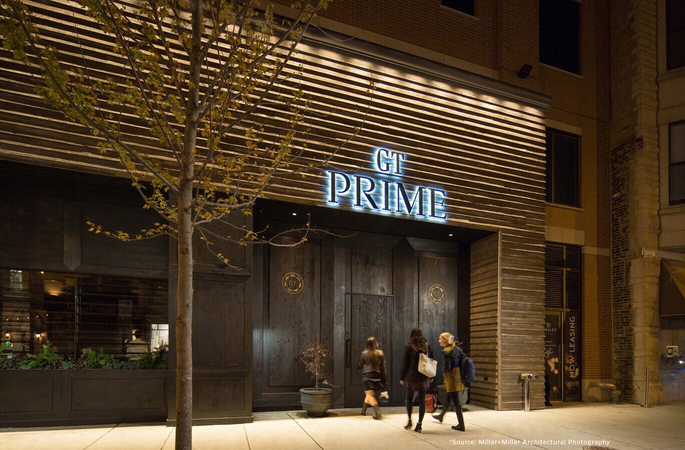 707 N Wells St, Chicago, IL 60654 | LoopNet