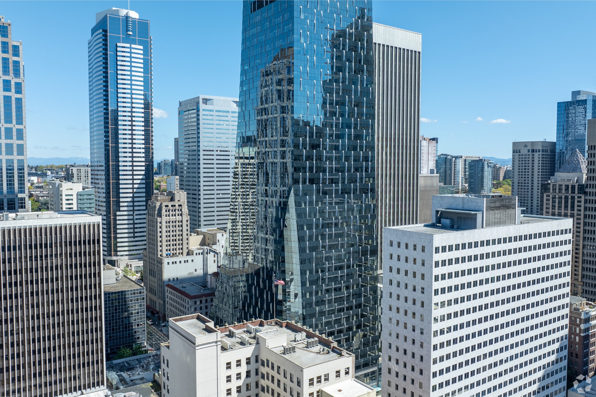 401 Union St, Seattle, WA 98101 - Rainier Square | LoopNet