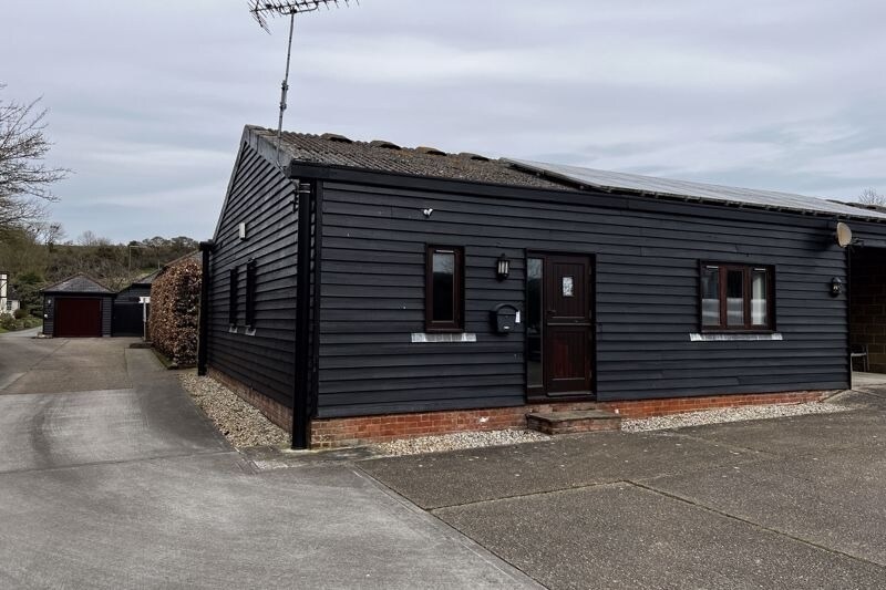 The Street, Hythe, CT21 4EX - The Byre | LoopNet