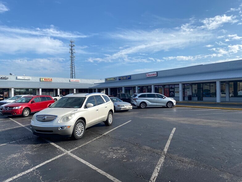 1206-1264 N Broadway Ave, Bartow, FL 33830 - Bartow Shopping Center | LoopNet