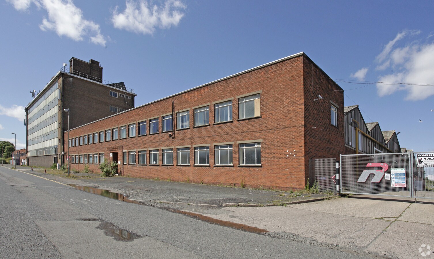 Bean Rd, Tipton, WMD DY4 9AQ | LoopNet