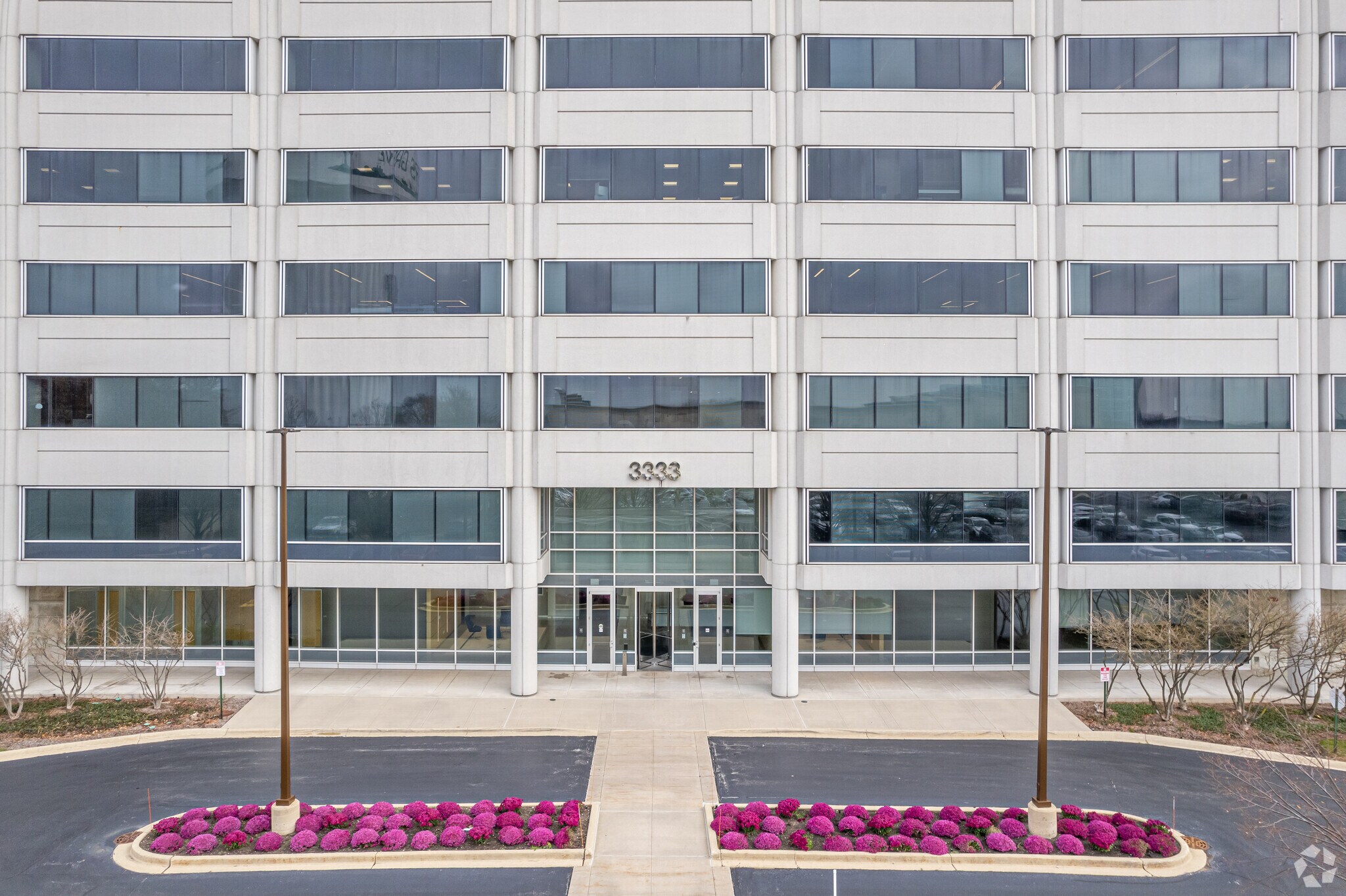 3333 Finley Rd, Downers Grove, IL 60515 - Finley Point | LoopNet