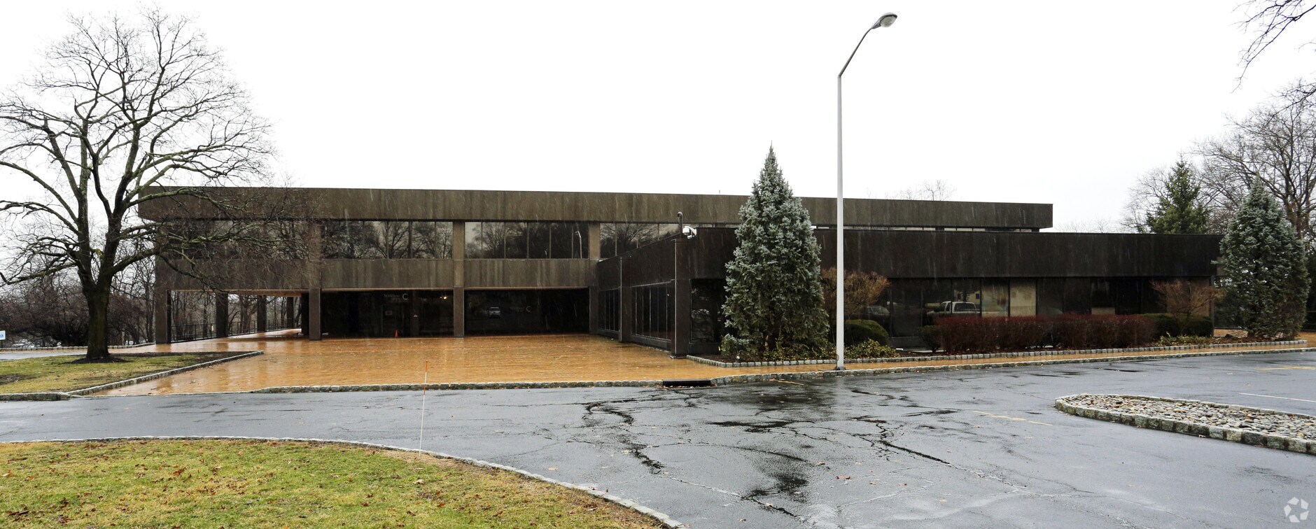 75 Chestnut Ridge Rd, Montvale, NJ 07645 | LoopNet