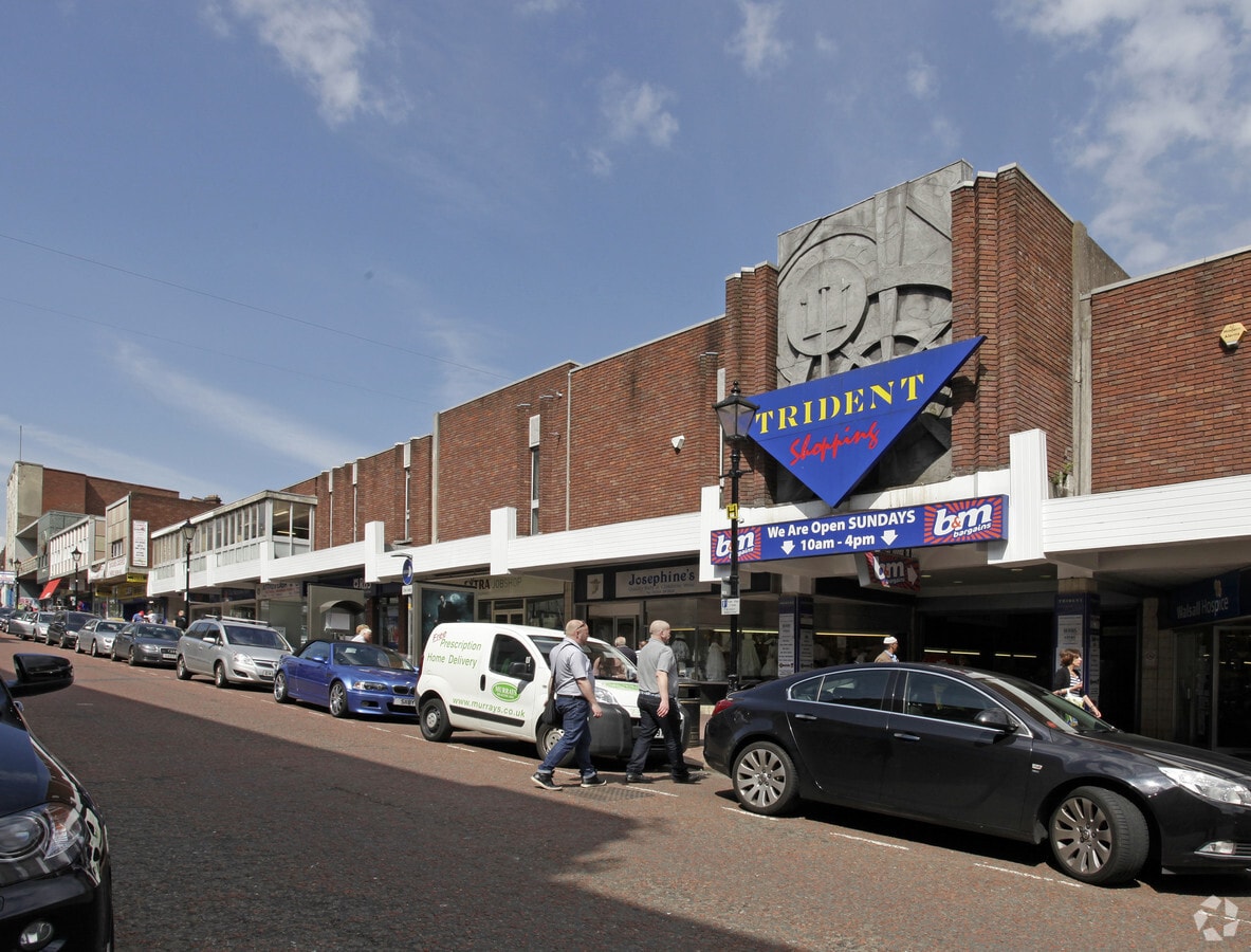 196 High St, Dudley, DY1 1QE | LoopNet