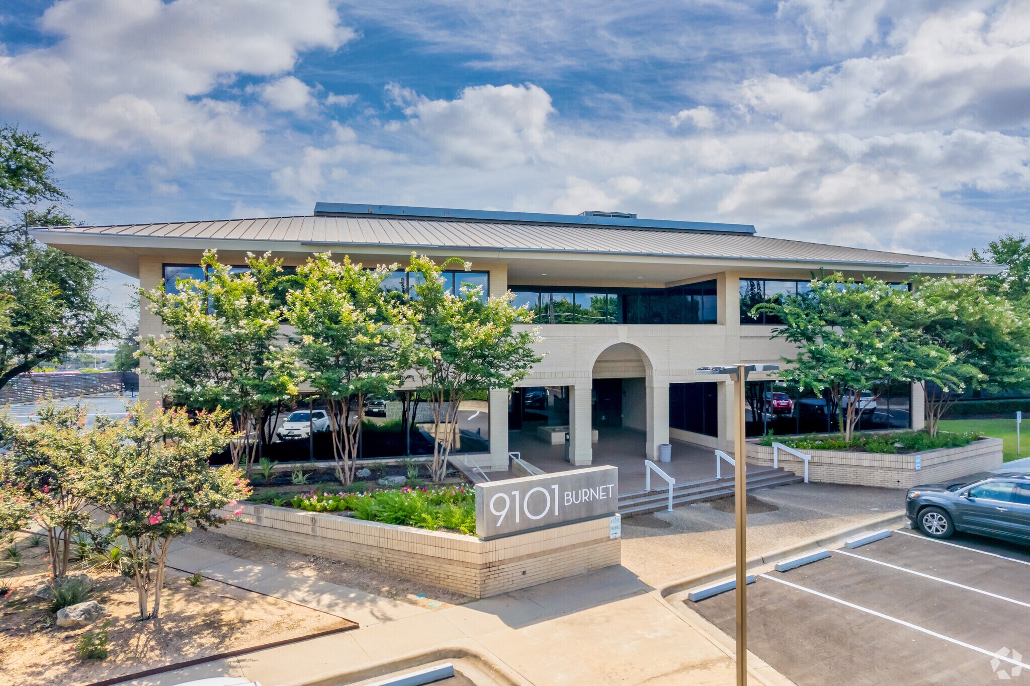 9101 Burnet Rd, Austin, TX 78758 | LoopNet
