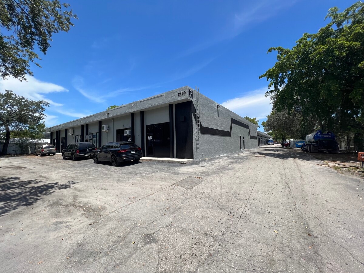 2180 NW 18th Ave, Pompano Beach, FL 33069 - Office for Lease | LoopNet