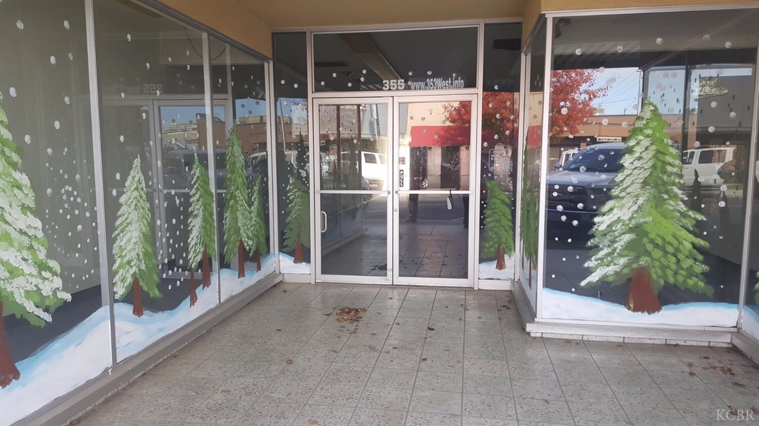 353 W D St, Lemoore, CA 93245 | LoopNet