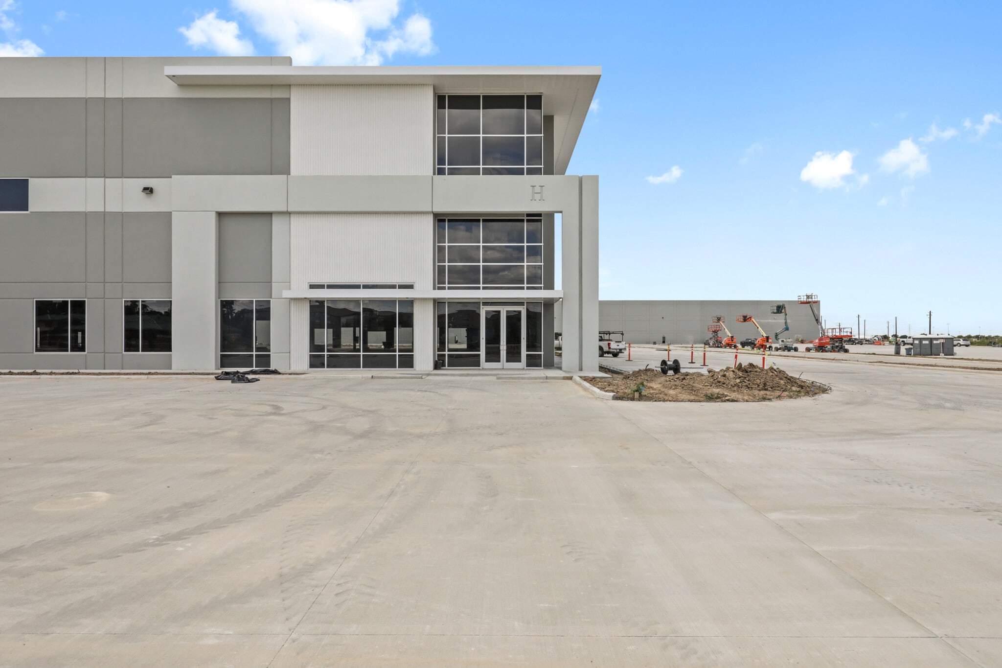 2304 Reed Rd, Houston, TX 77051 - Phase 1 - Bldg A | LoopNet