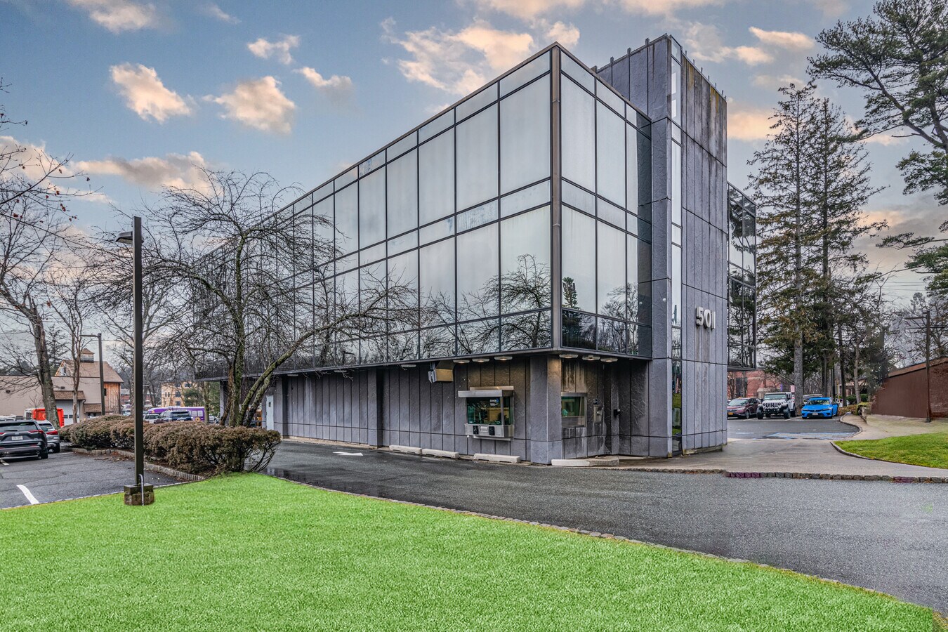 501 Chestnut Ridge Rd, Spring Valley, NY 10977 - Office for Lease | LoopNet