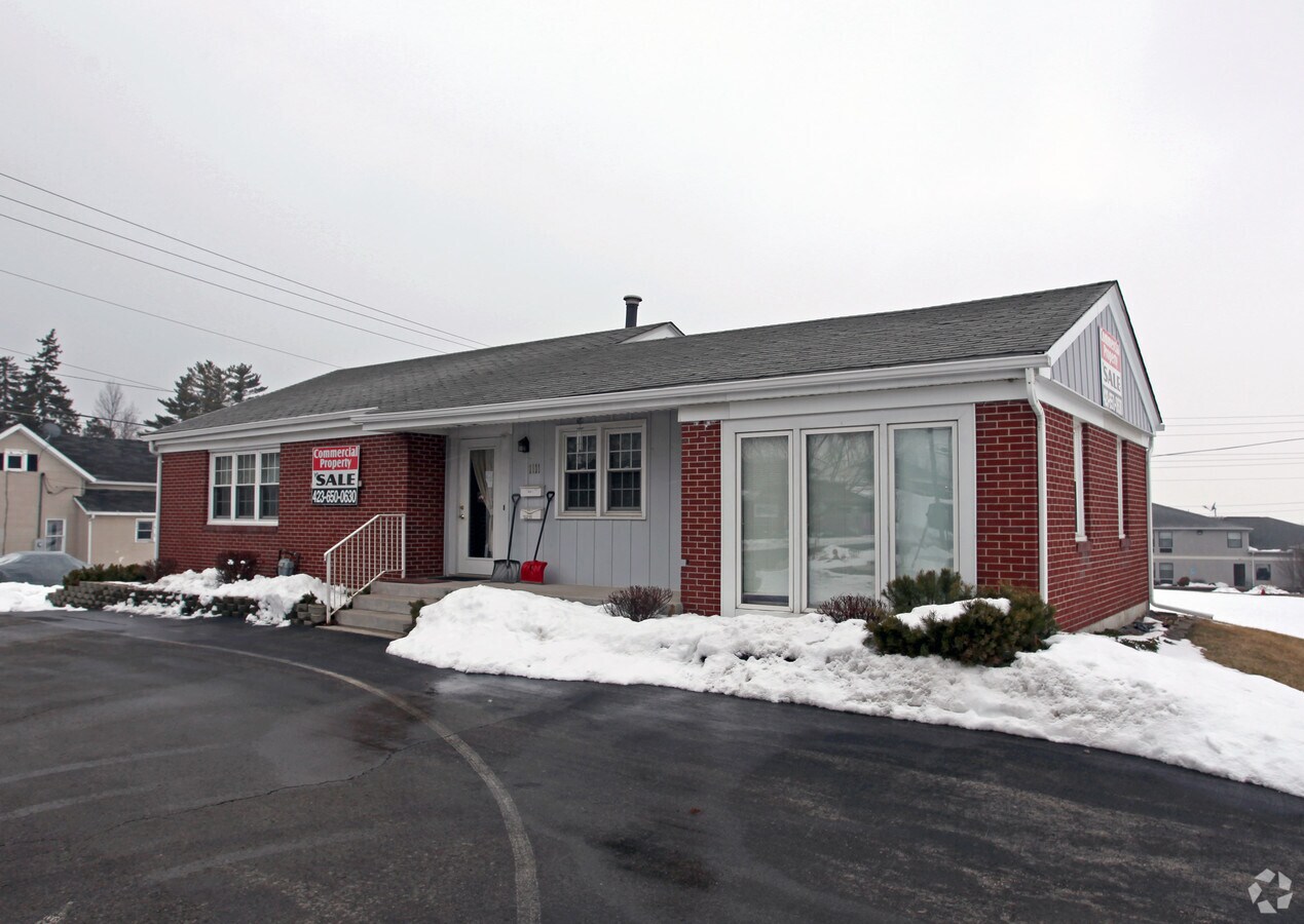 1111 N Main St, Bellefontaine, OH 43311 - Office for Sale | LoopNet