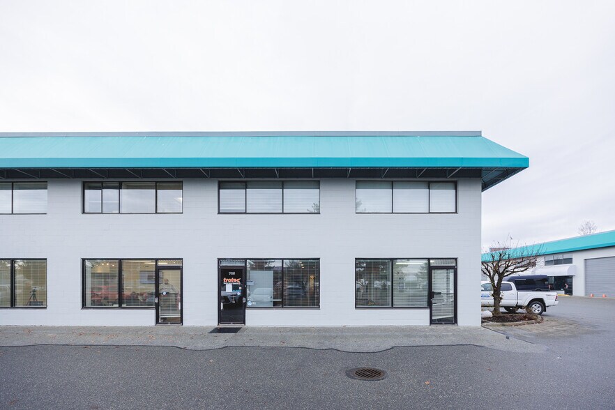 20381 62nd Ave, Langley Twp, BC V3A 5E6 | LoopNet