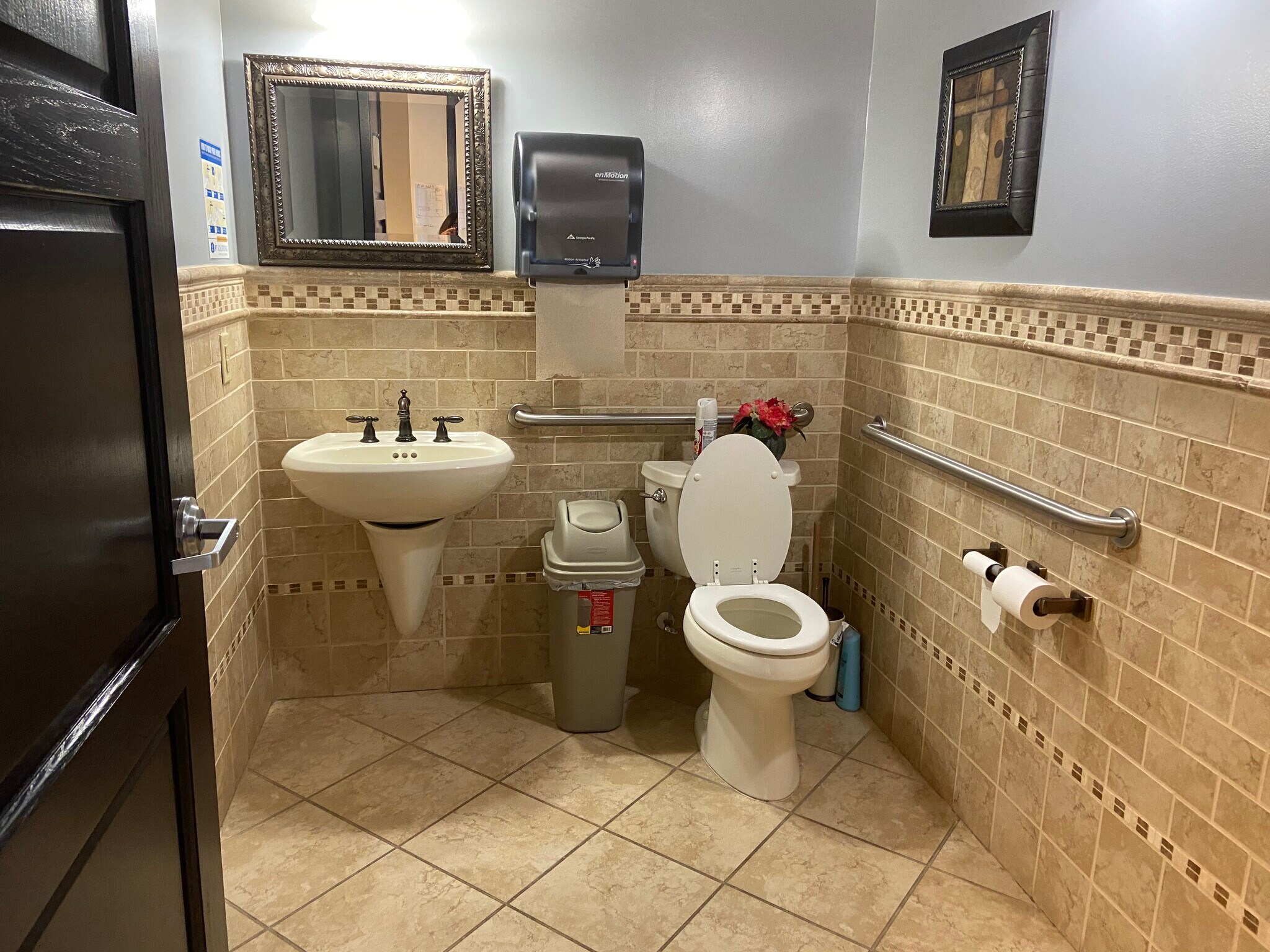 10940 Raven Ridge Rd, Raleigh, NC 27614 - Falls River Towne Center Bldg ...