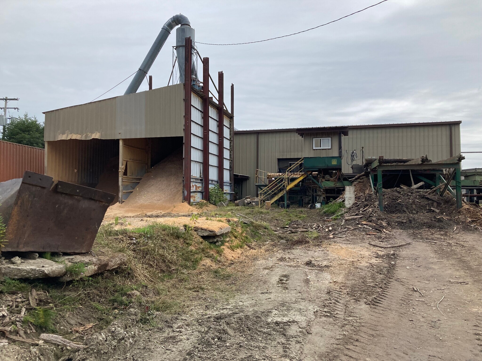 200 Main Street, Roulette, PA 16746 - Elliott Lumber | LoopNet