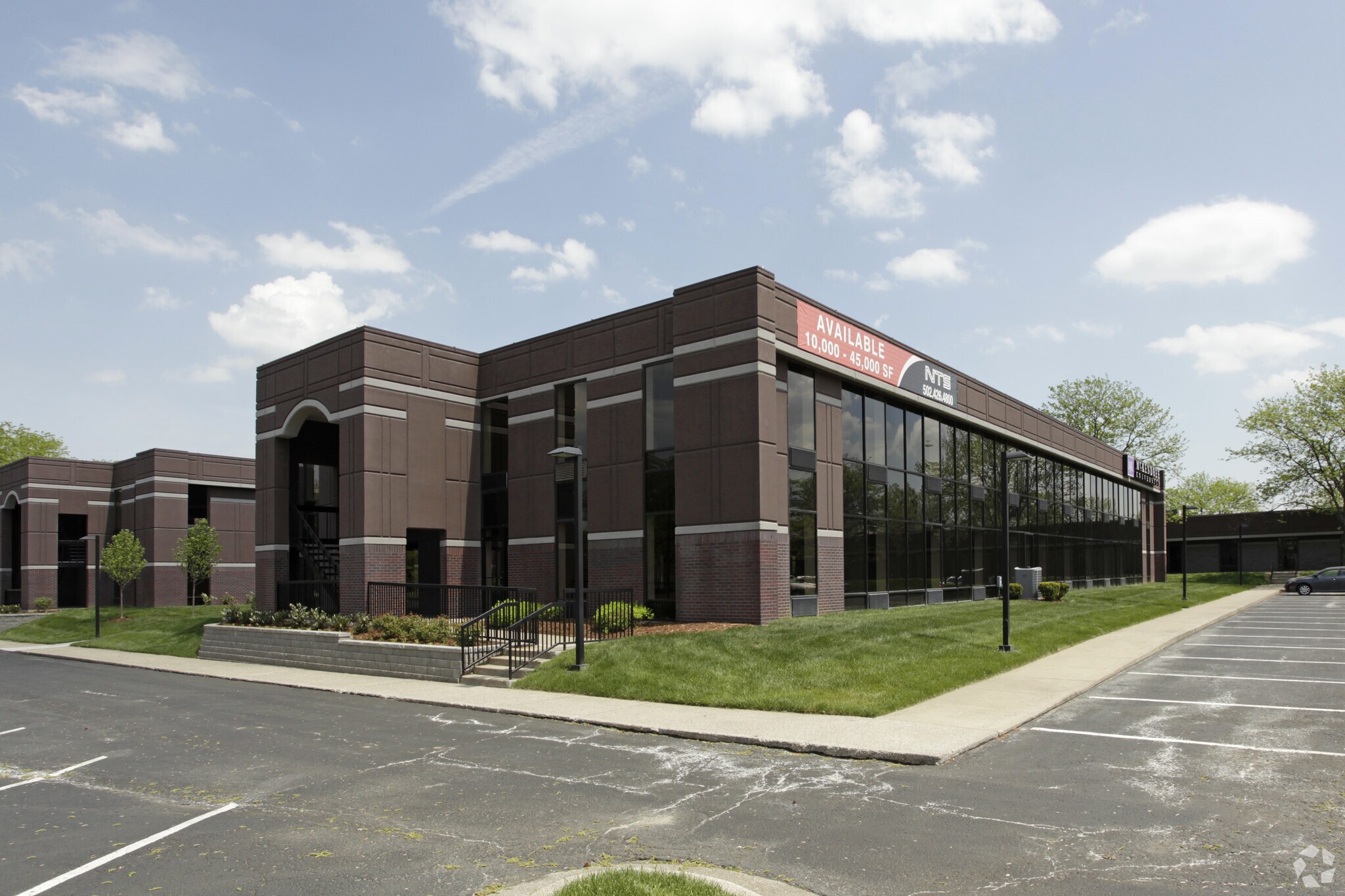 10170 Linn Station Rd, Louisville, KY 40223 - NTS Center | LoopNet