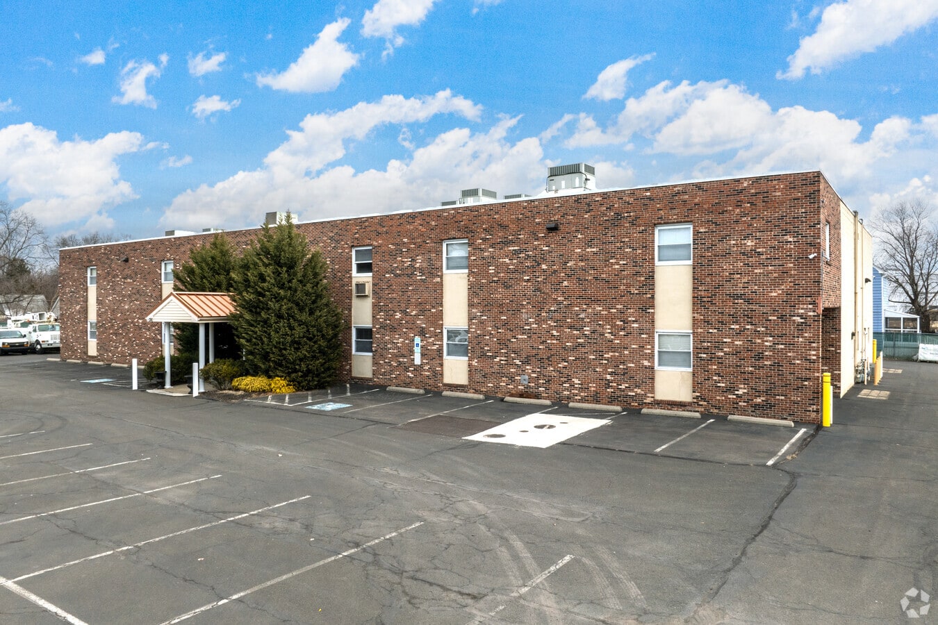 1380 S Pennsylvania Ave, Morrisville, PA 19067 - Flex for Lease | LoopNet
