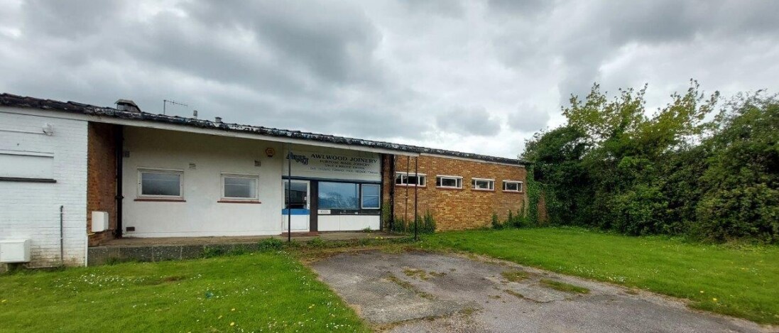 Bruce Grove Wickford Ss11 8bz Flex For Lease Loopnet