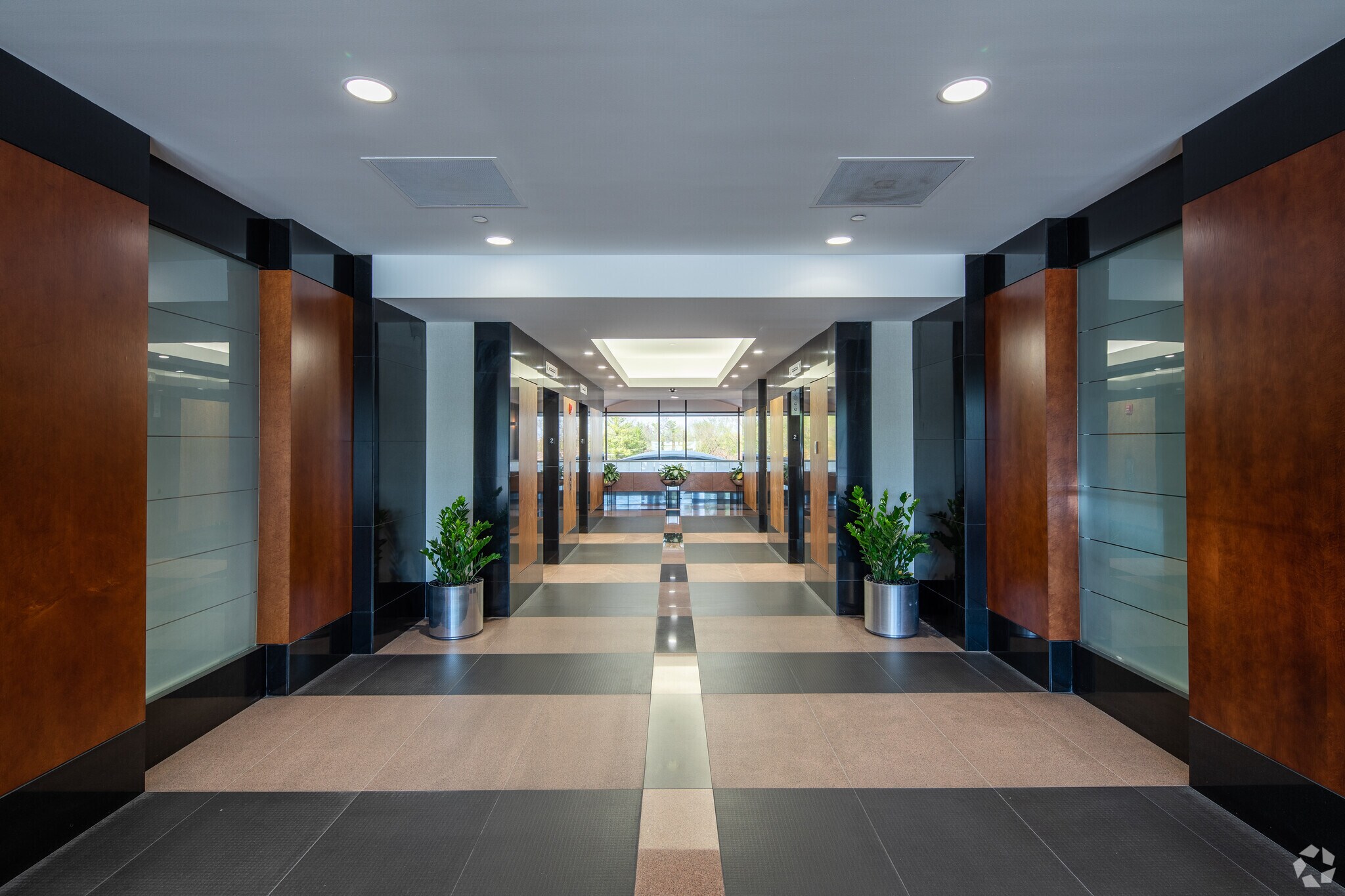 16401 Swingley Ridge Rd, Chesterfield, MO 63017 - Chesterfield Ridge ...